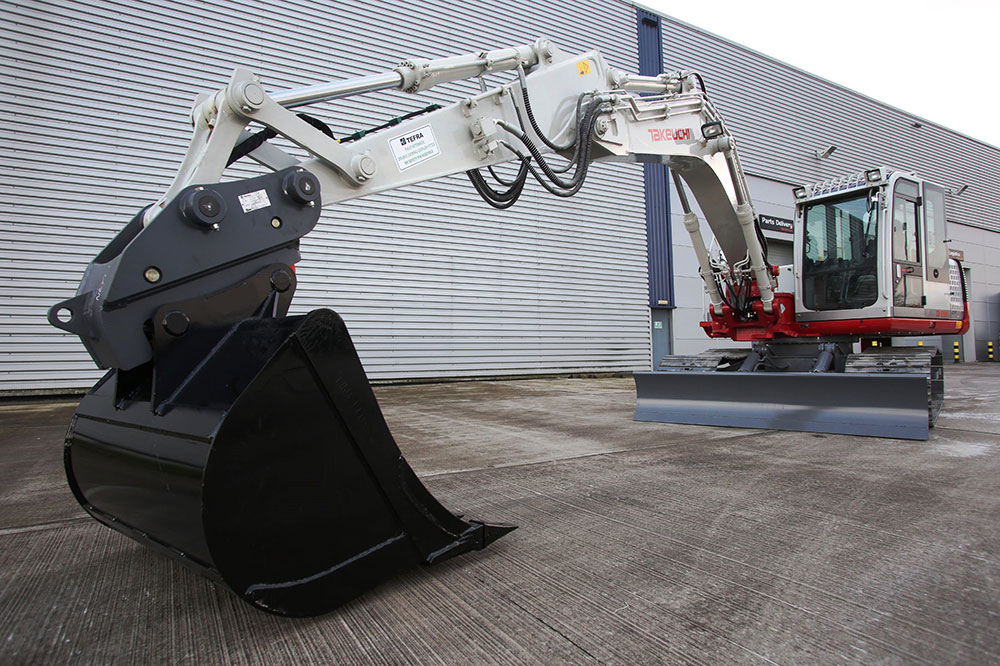 Hill Engineering and Takeuchi - The Perfect Coupler | Hill Attach ...