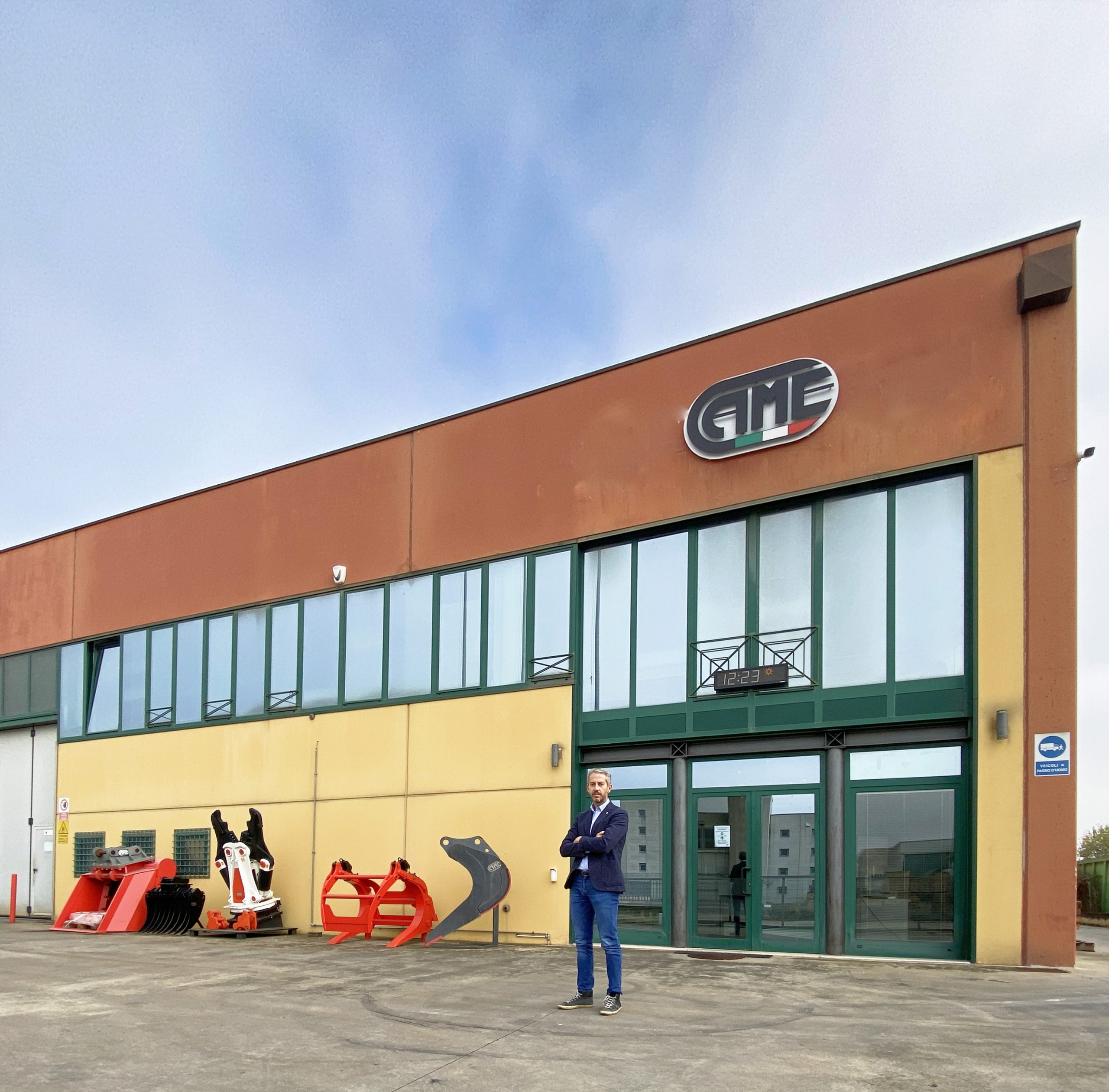 Global Manufacturer of Excavator Attachments | Hill Engineering